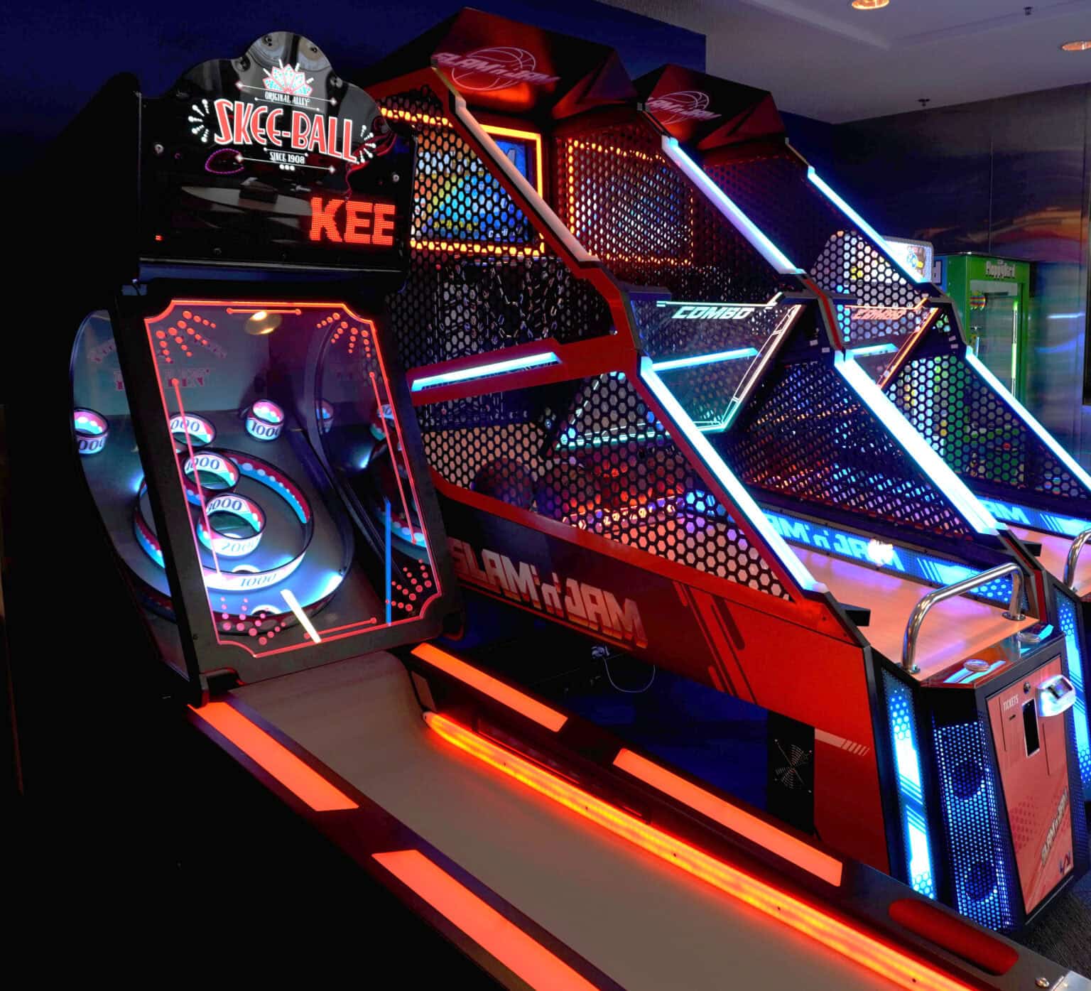 Krazy Darts & Entertainment Center : Emagine Entertainment