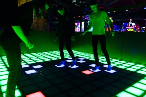 Krazy Darts & Entertainment Center : Emagine Entertainment